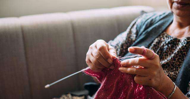 How to Increase a Stitch in Knitting: 5 Methods to Use