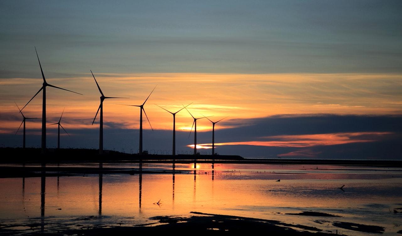 Massachusetts Wind Farm May Partner With Tesla