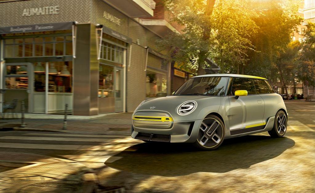 BMW Planning to Build New Electric Mini Cooper in China