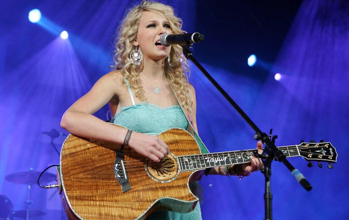 Are Musical Instruments Vegan? What to Know About Violins, Pianos ...