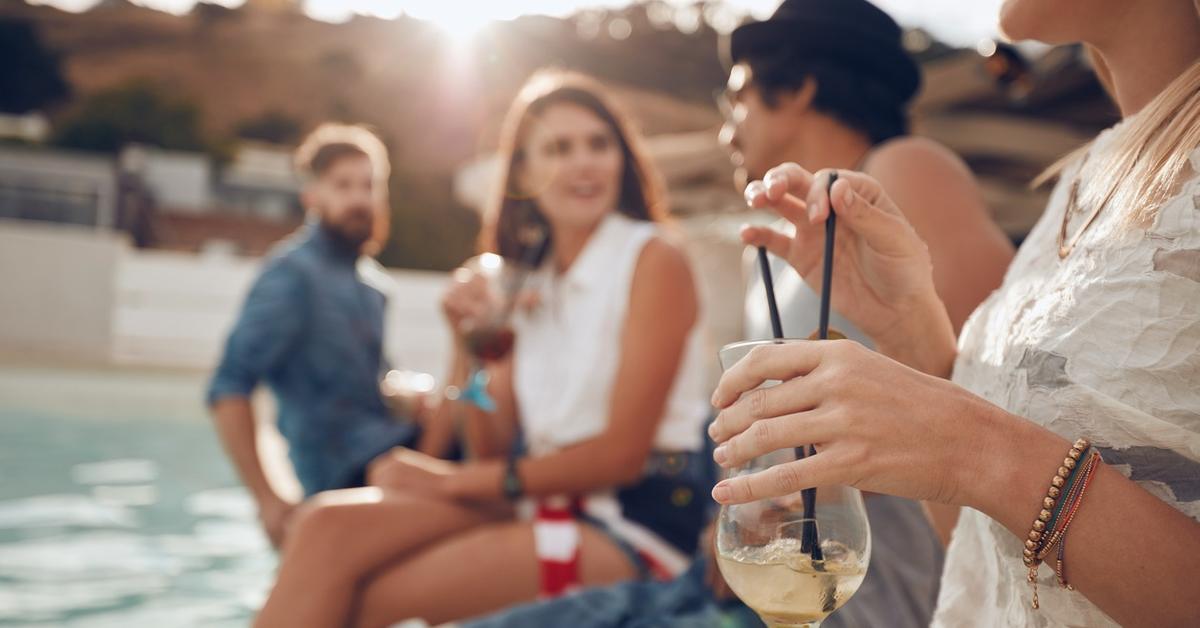 5 Organic Alcohol Brands You Can Feel Good About Supporting