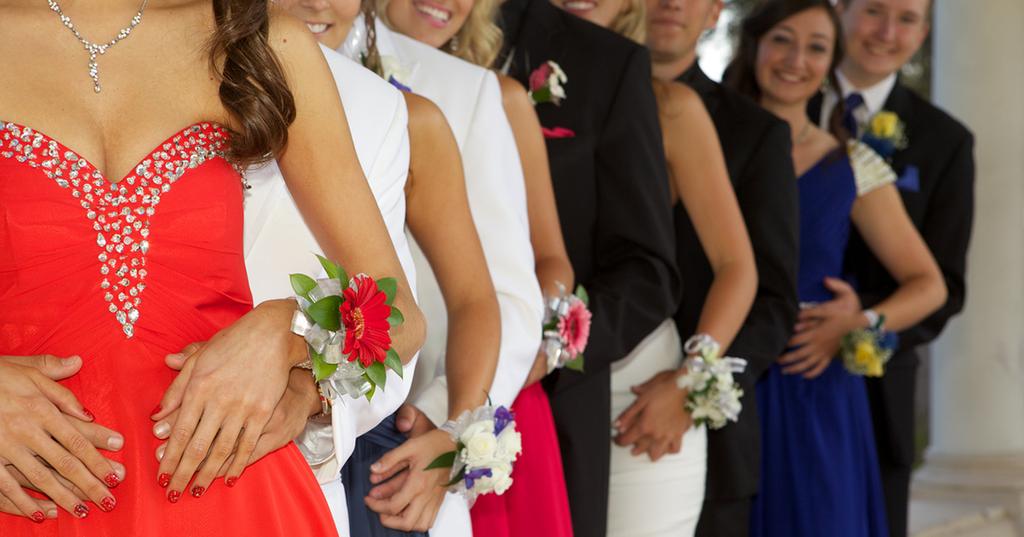 Where to Donate Clothes: The Best Places to Check Out