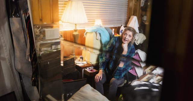 The Difference Between Clutter and Hoarding, Explained