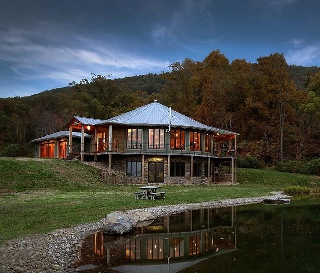 "Hurricane-Proof" Homes Cut Emissions With Their Designs