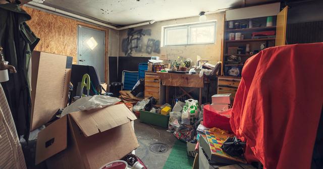 5 Stages of Hoarding: How to Recognize the Symptoms and Get Help