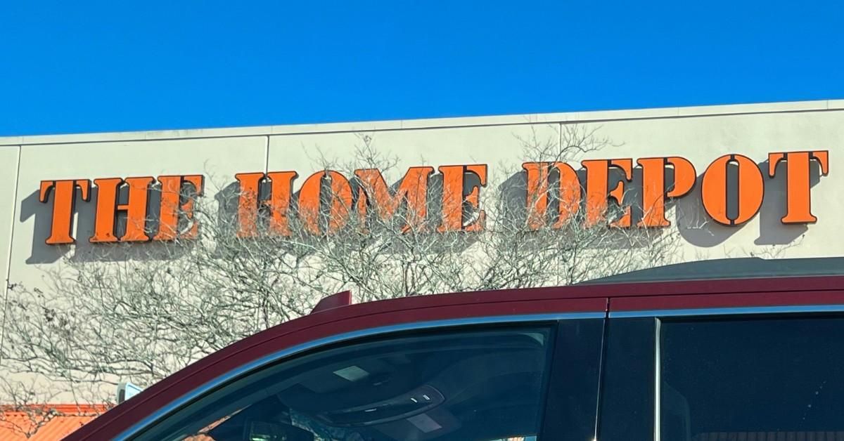 Has Home Depot Started Charging Customers for Parking? Fact Check