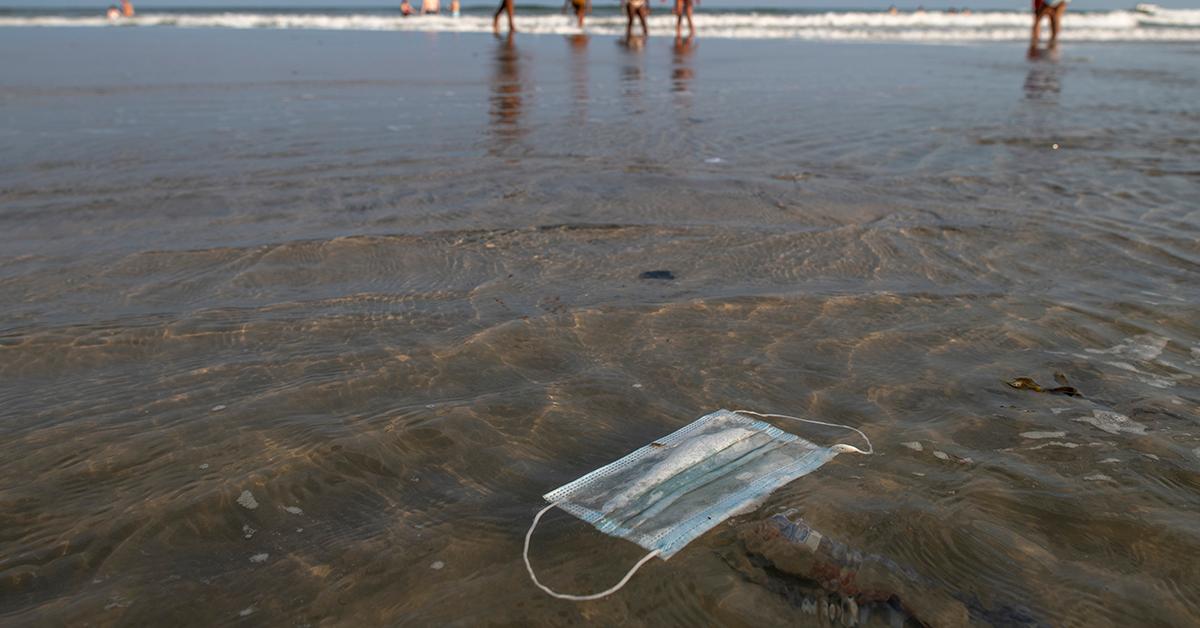 More Than 1.5 Billion Masks Are Believed to Have Entered the Oceans In 2020