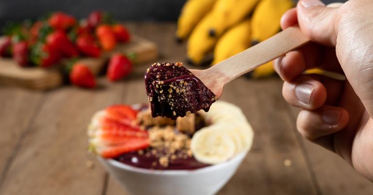 What Does Açaí Taste Like? Work This Fruit Into Your Diet