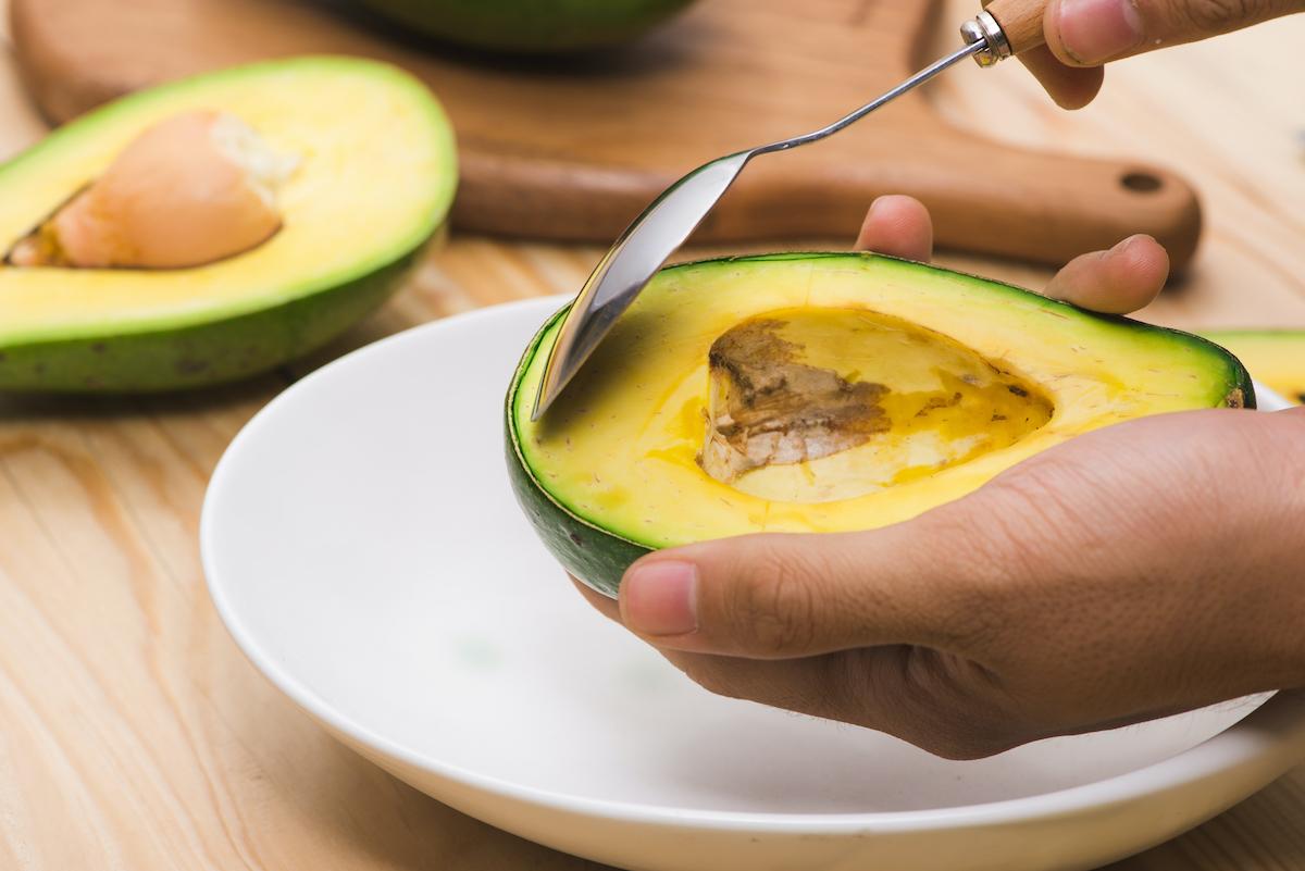 How to Treat Dry, Cracked Hands from Overwashing: 3 DIY Hand Masks