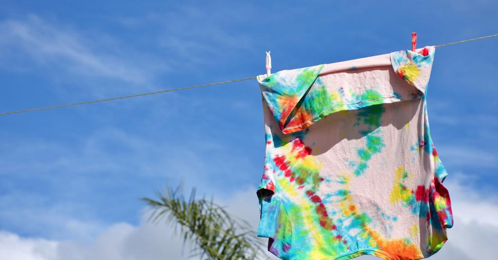 How to Wash Tie-Dye: An Easy-to-Follow Guide