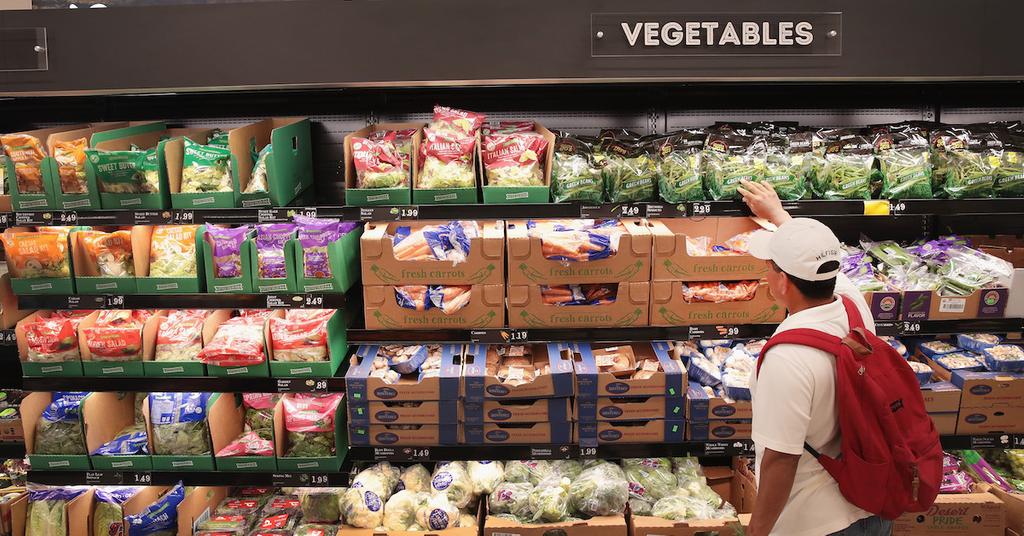 Greenpeace Report U S Retailers Failing To Address Plastic