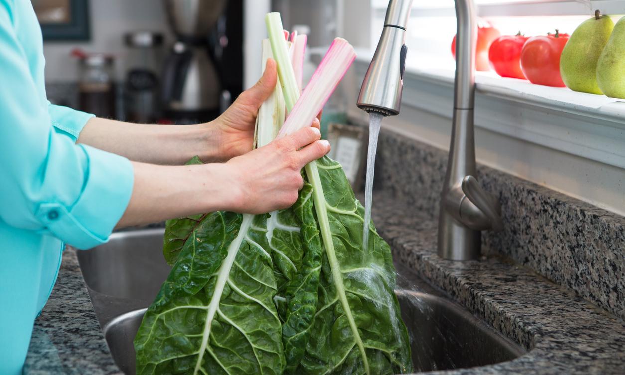 Learn How to Clean and Prepare Collard Greens