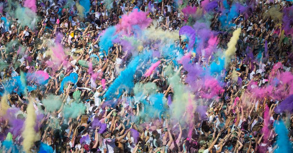 Making Eco-Friendly Holi Colors Is Easier Than It Sounds