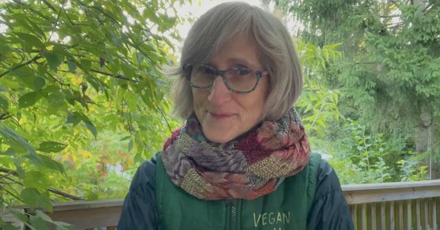 Does TikTok's ThatVeganTeacher Have a Son? What to Know About Her ...