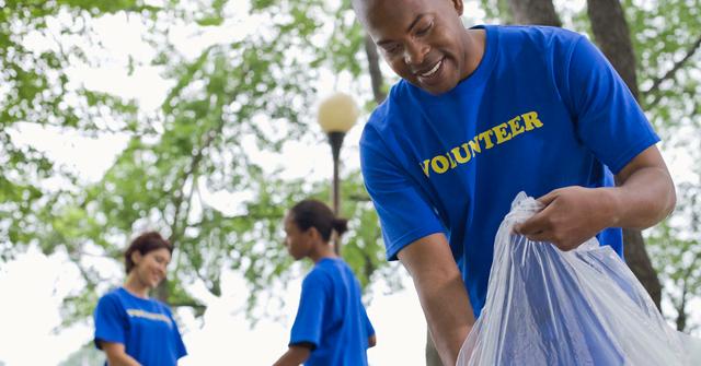 How to Organize a Community Cleanup for Earth Day and Beyond