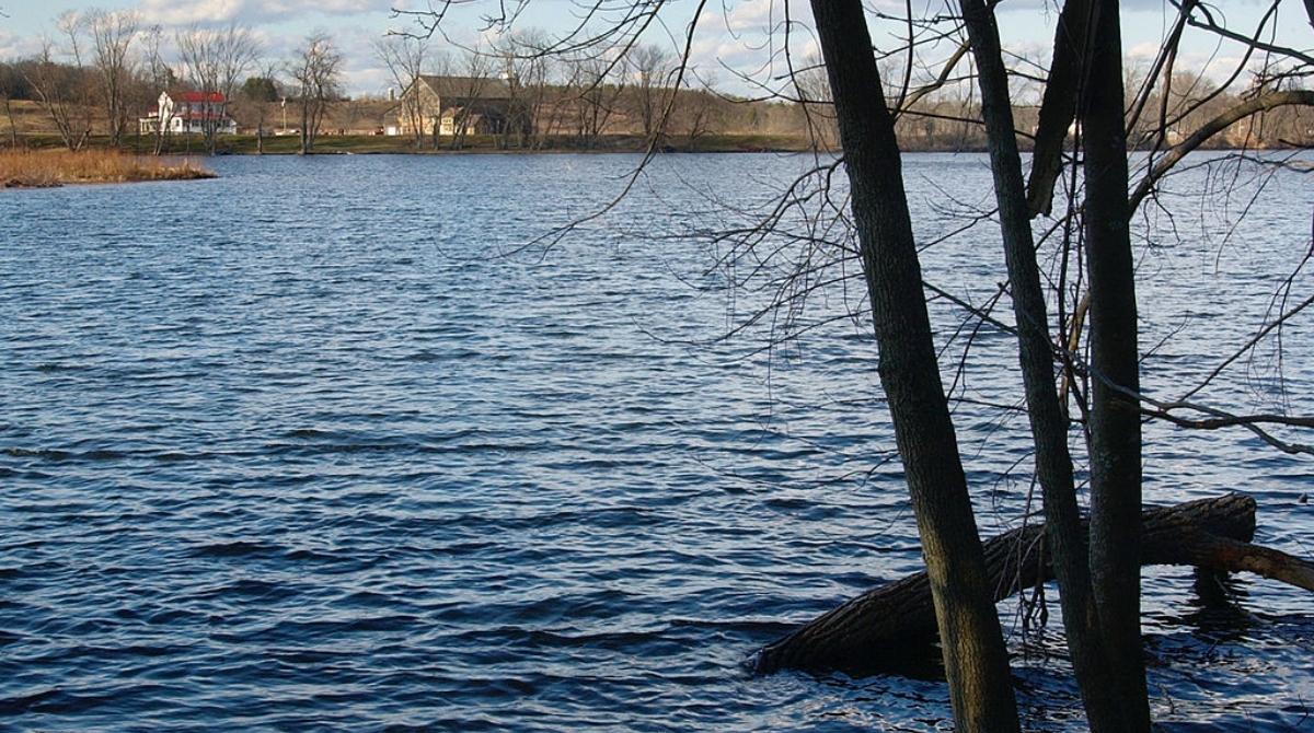 Hudson River Pollution History and Cleanup Efforts