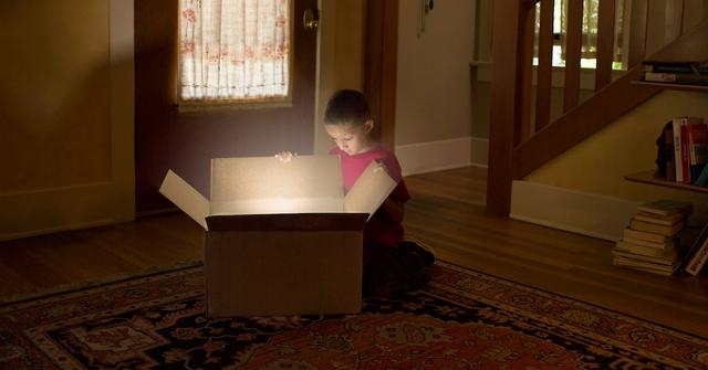 What to Do With Amazon Boxes: How to Upcycle Cardboard