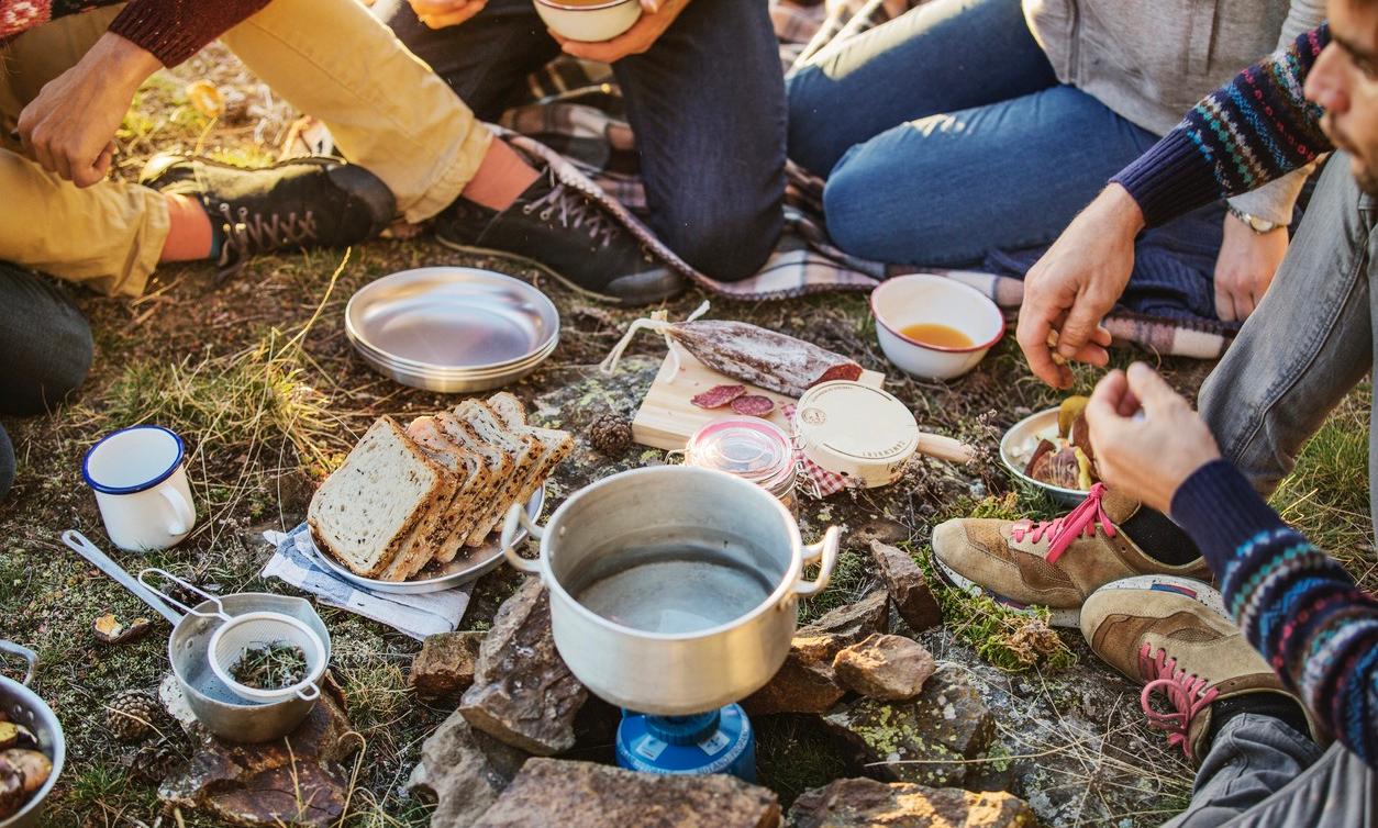 A Simple Guide to Camping for Beginners: Here's What to Know