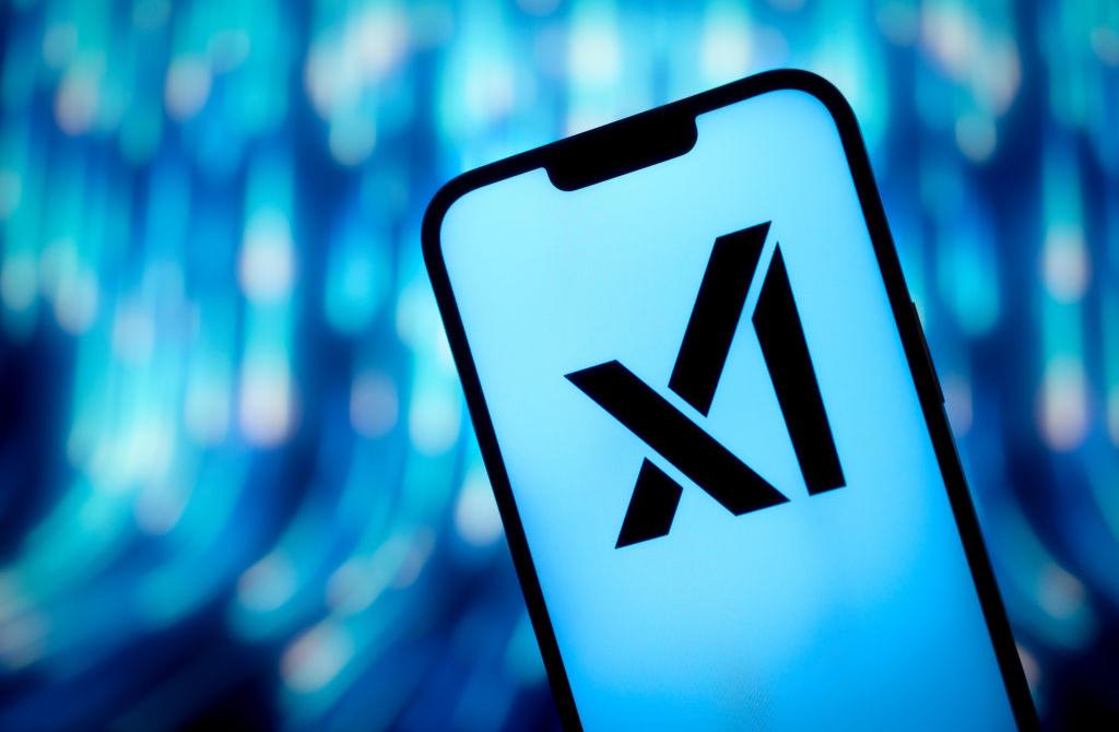 xAI Stocks: Elon Musk Is Seeking $1 Billion for His AI Startup