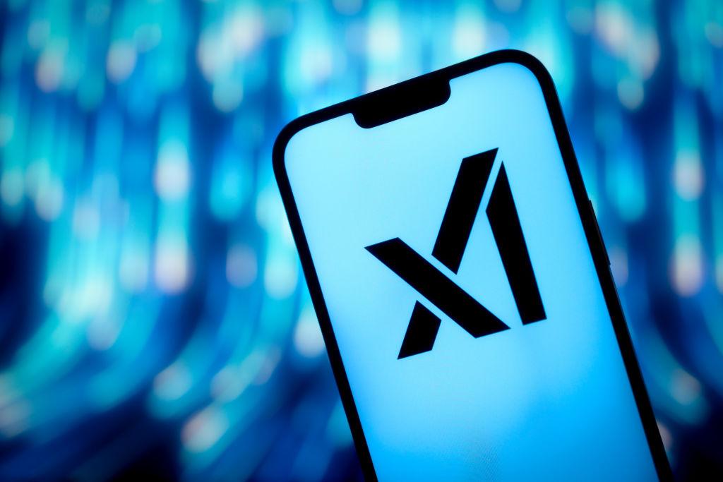 xAI Stocks: Elon Musk Is Seeking $1 Billion for His AI Startup