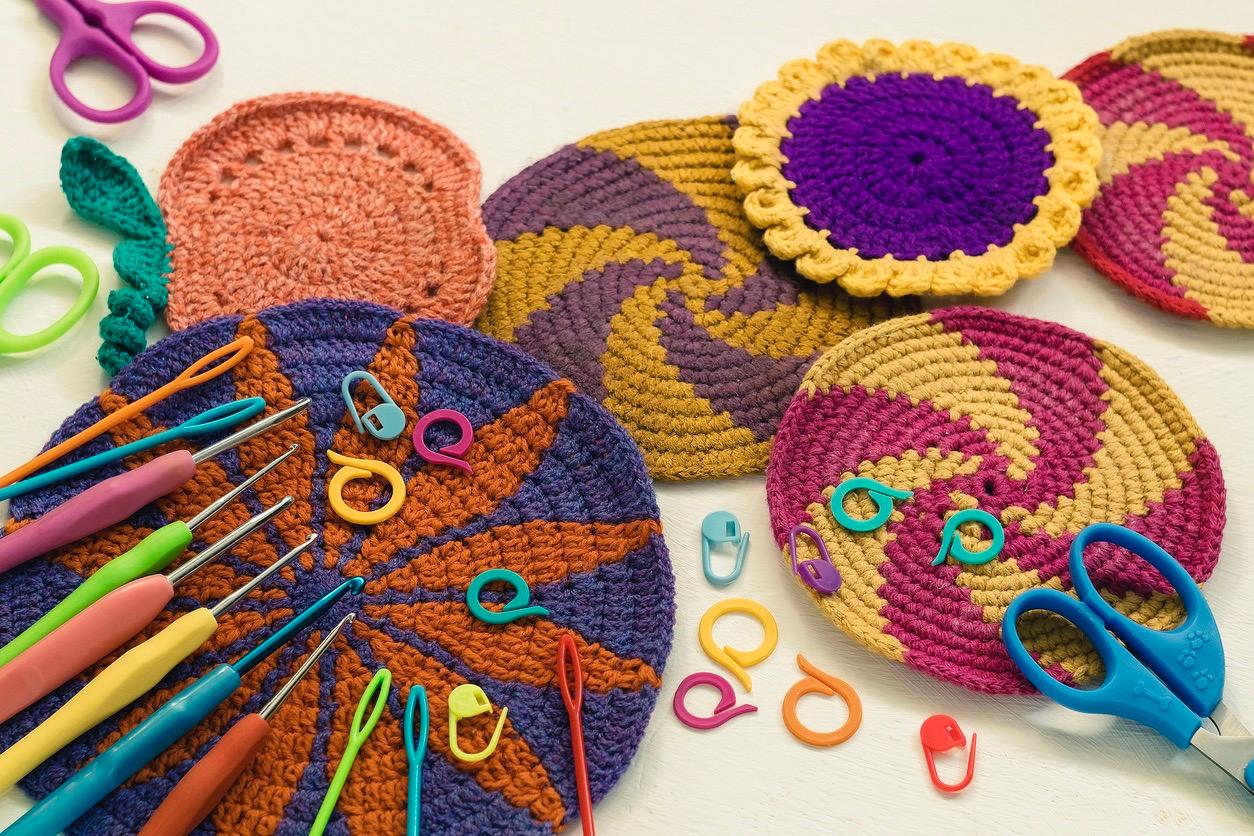 10 Easy Crochet Projects That Anyone Can Try