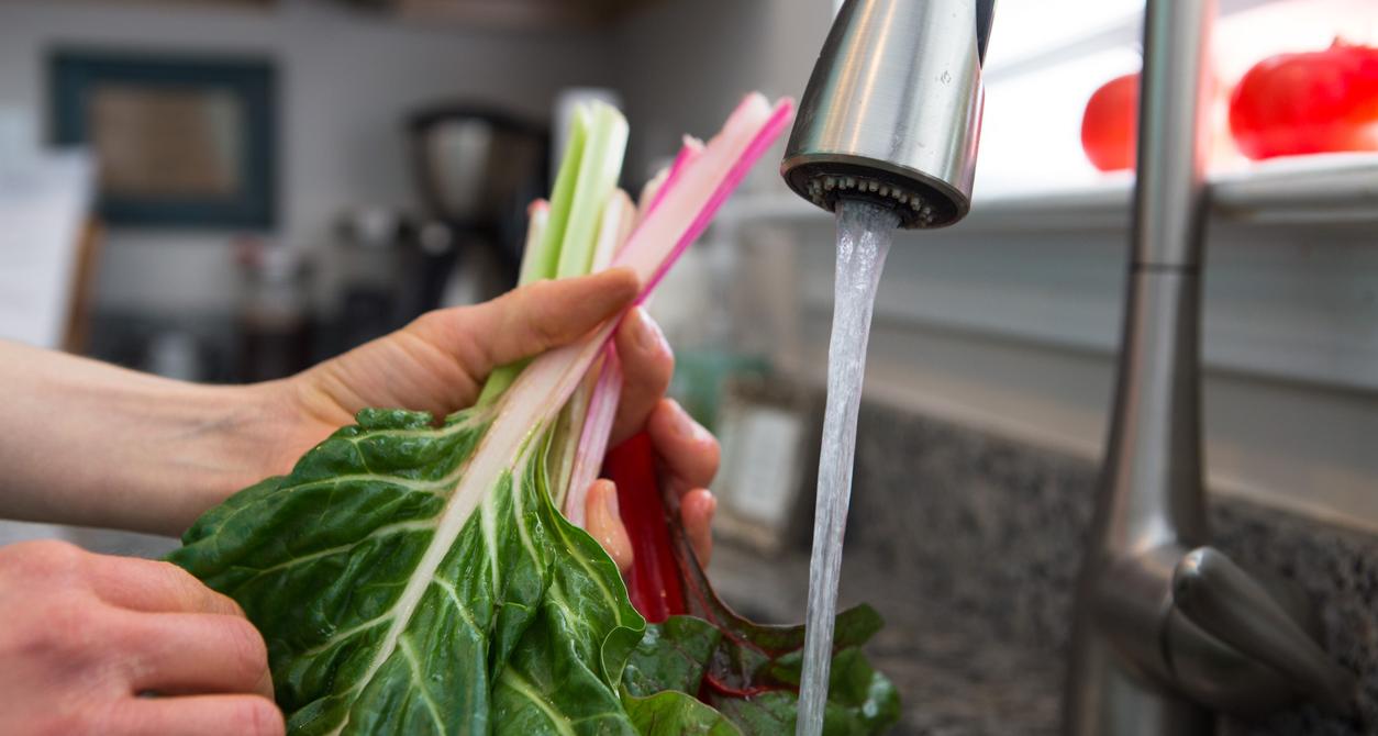 Learn How to Clean and Prepare Collard Greens