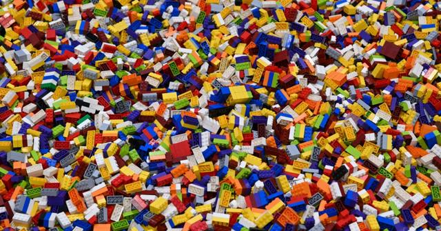 Lego Backs Out on Plans for Recycled Plastic Bricks
