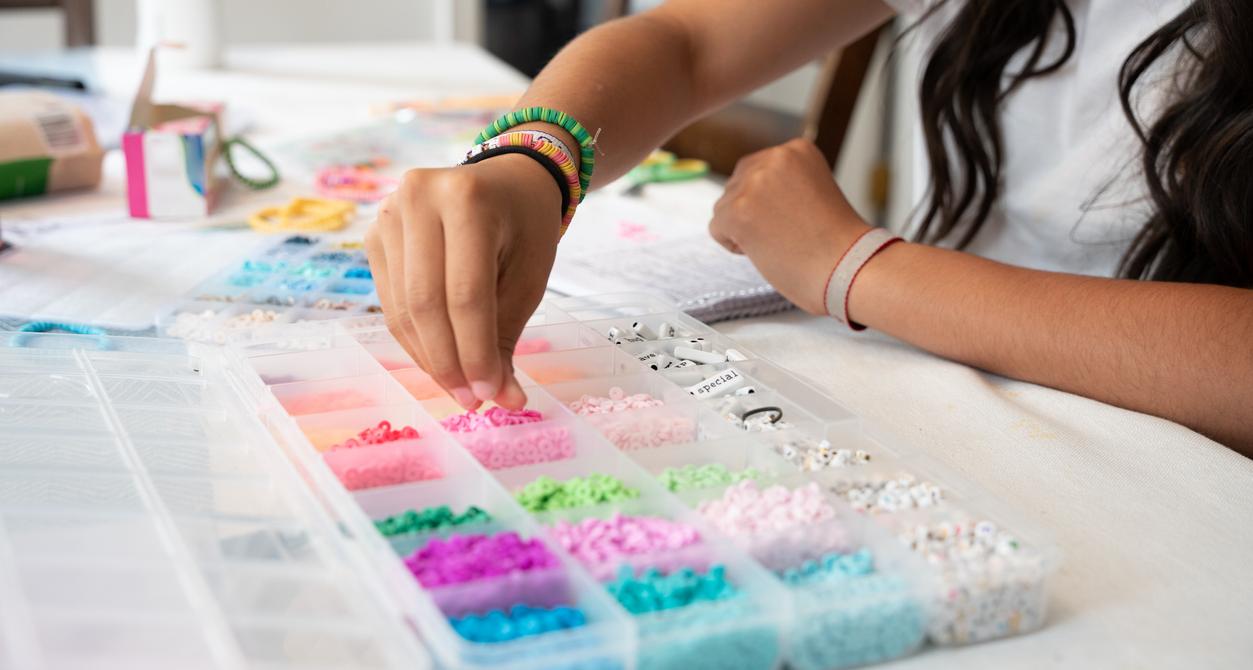 How to Make Sustainable Friendship Bracelets or Kandi With Eco Beads