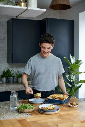 Max La Manna Is Fighting the Climate Crisis By Cooking Away Food Waste