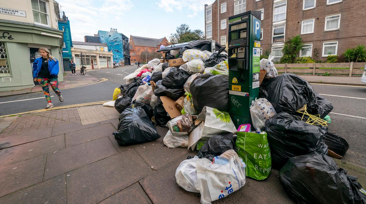 How Much Garbage Does the Average Person Produce in a Month?