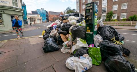 How Much Garbage Does the Average Person Produce in a Month?