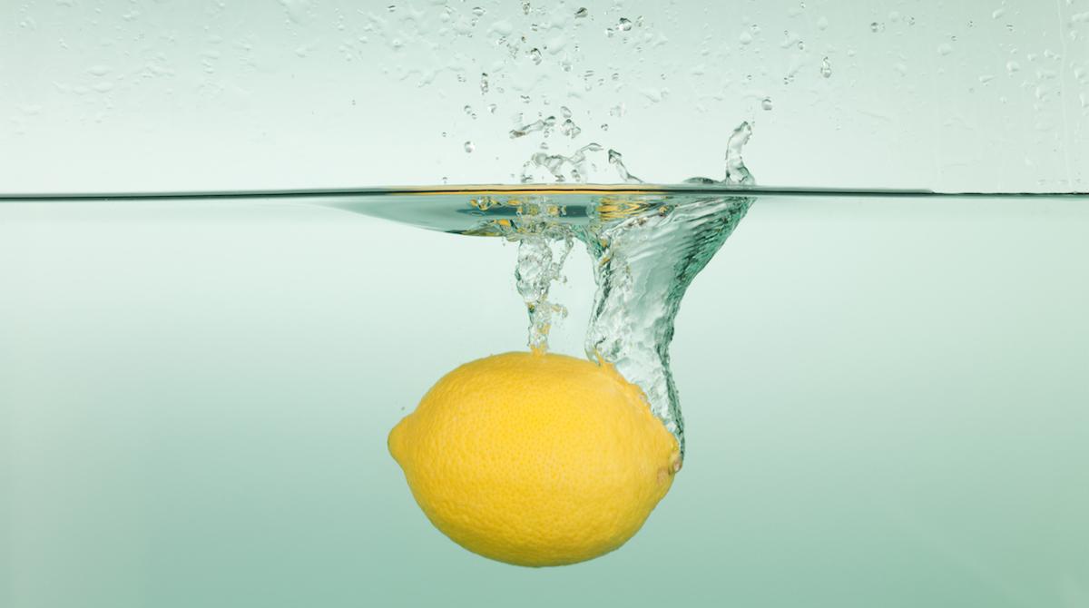Lemon Water: 5 Benefits of Drinking It