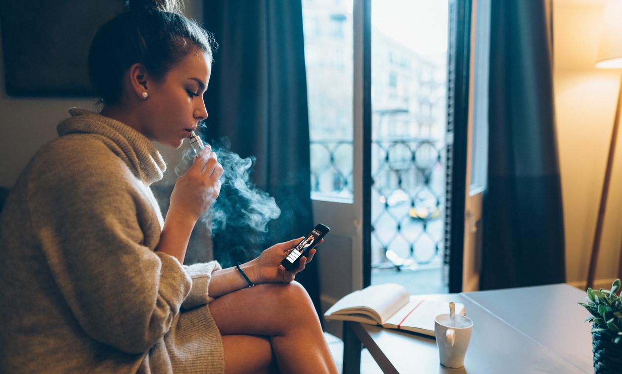 How to Quickly and Naturally Get Rid of the Smell of Marijuana