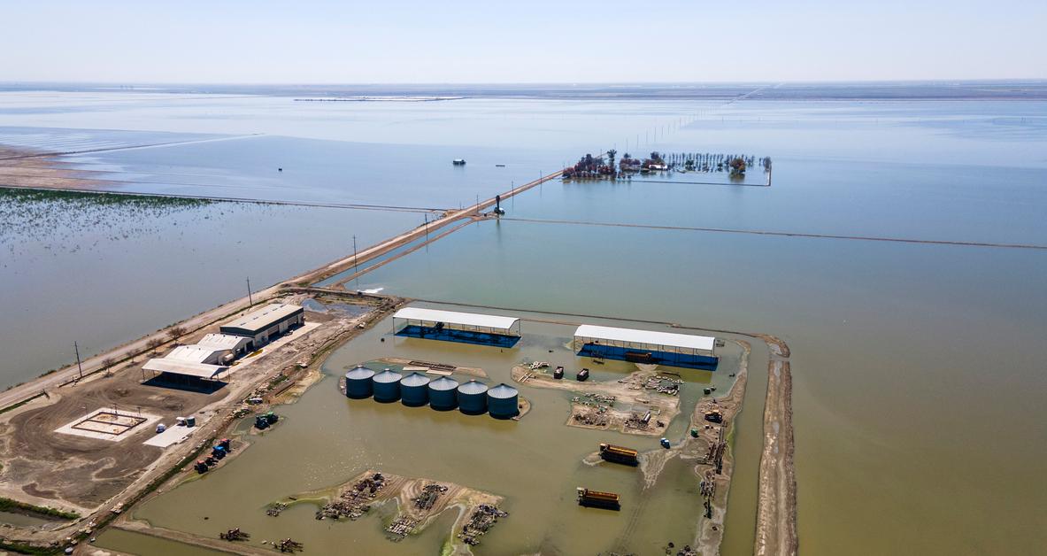 California's 'Ghost Lake' Returns After 130 Years
