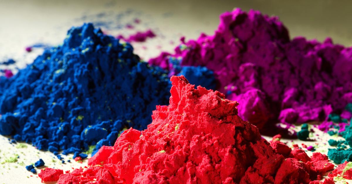 Making Eco-Friendly Holi Colors Is Easier Than It Sounds