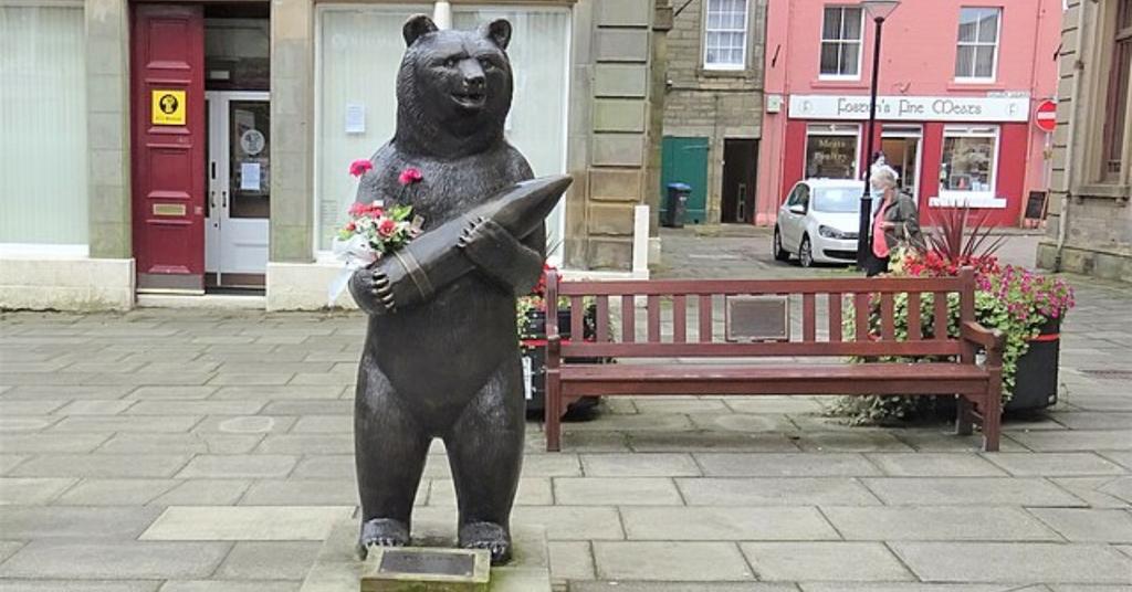 The Story of Wojtek: A Bear in the Polish Army During WW II