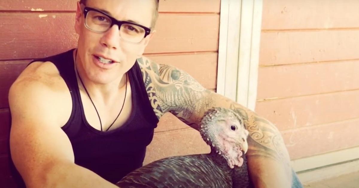 This Animal Sanctuary is Throwing a Cruelty-Free Thanksgiving Party