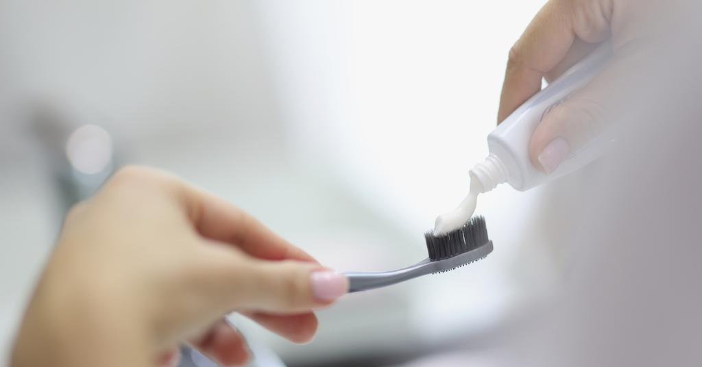 How to Naturally Reverse Periodontal Disease