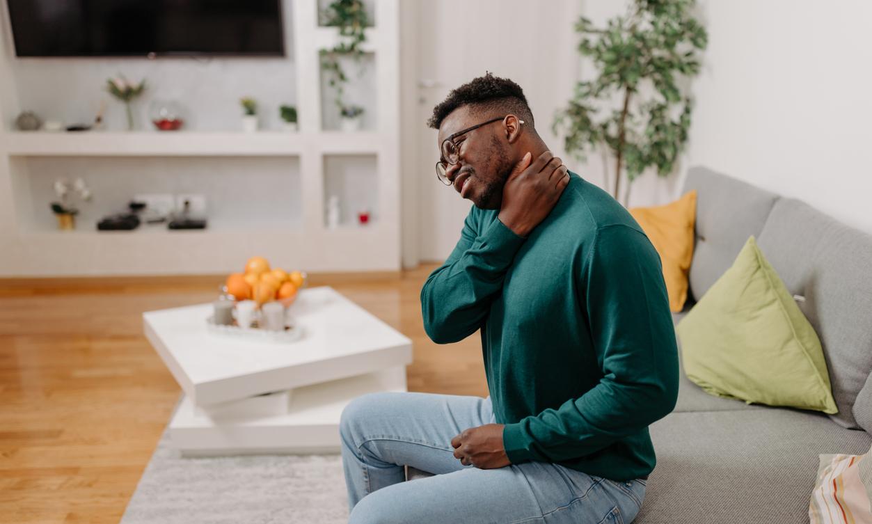 Is It Unhealthy to Crack Your Neck? Let's Investigate