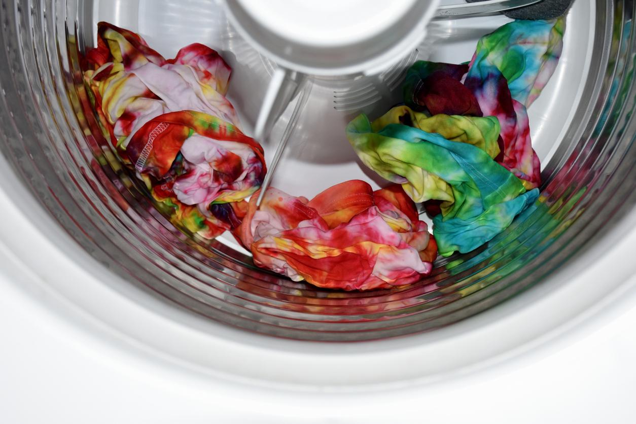 How to Wash Tie-Dye: An Easy-to-Follow Guide