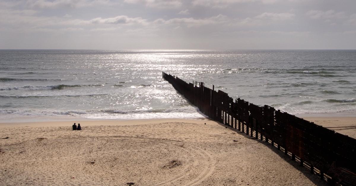 Imperial Beach, California, Closed Due to Sewage Contamination