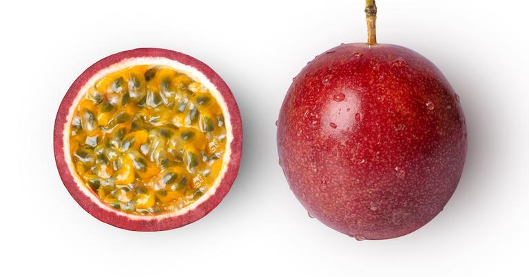 What Does Passion Fruit Taste Like? Let's Get into Detail