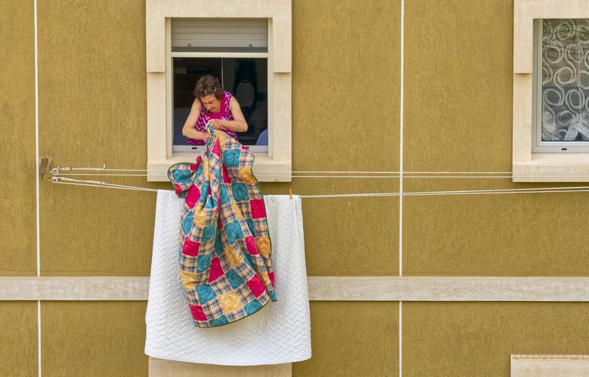 What Is the Best Way to Wash a Quilt? How to Keep Yours Clean