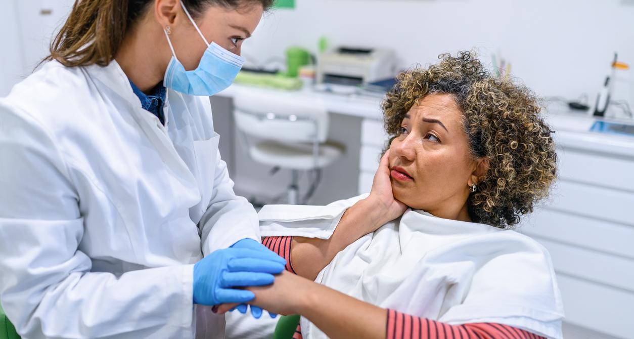 Is Chewing Ice Bad For Your Teeth? What Experts Have to Say