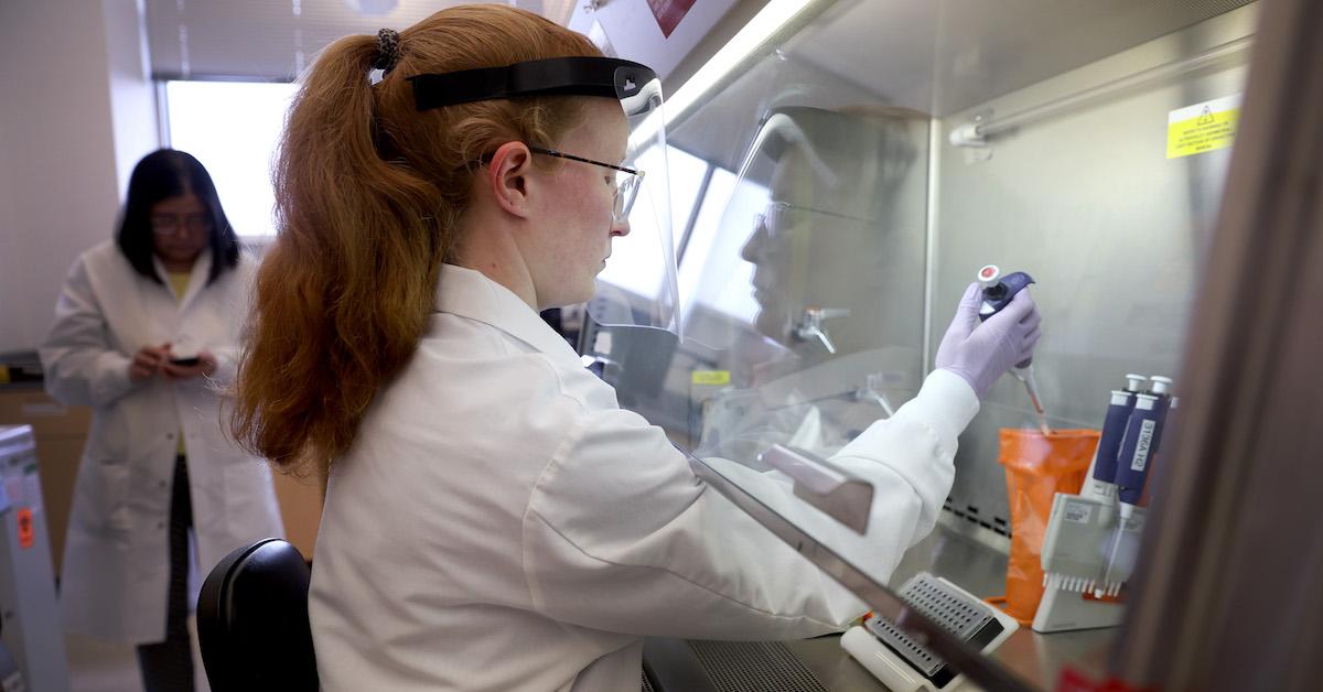 Human Contracts Avian Flu in Colorado, Marking America's First Case