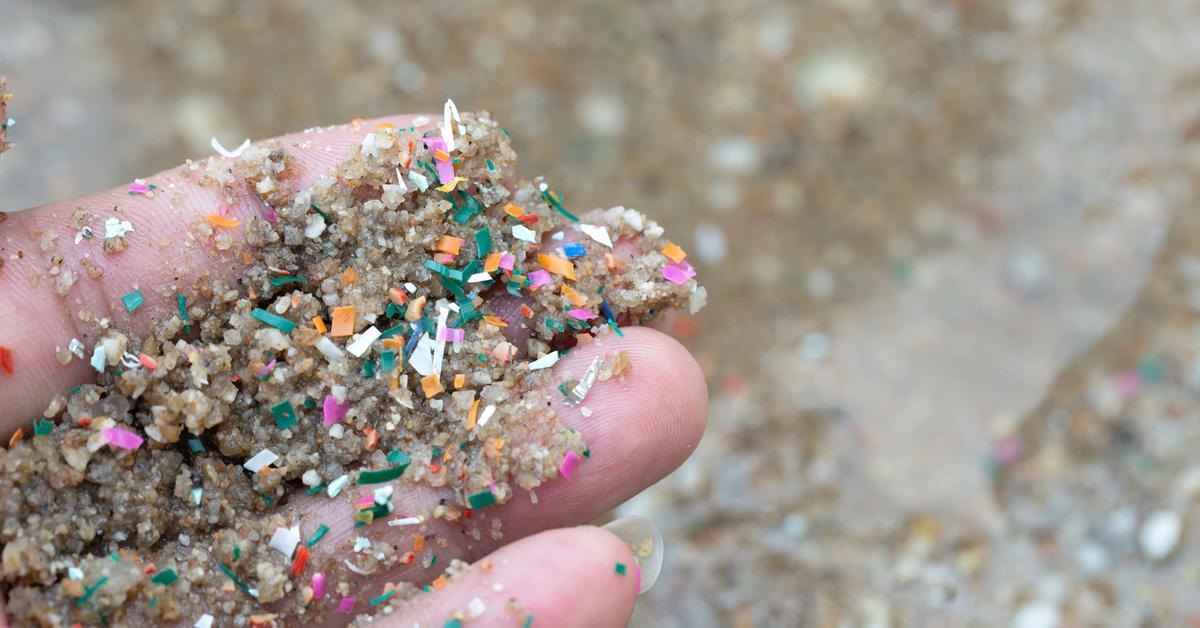 How to Avoid Microplastics: 5 Ways to Reduce Exposure