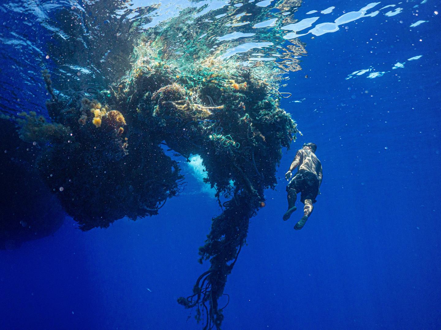Ocean Cleanup Crew Collected 103 Tons of Ocean Plastic From GPGP
