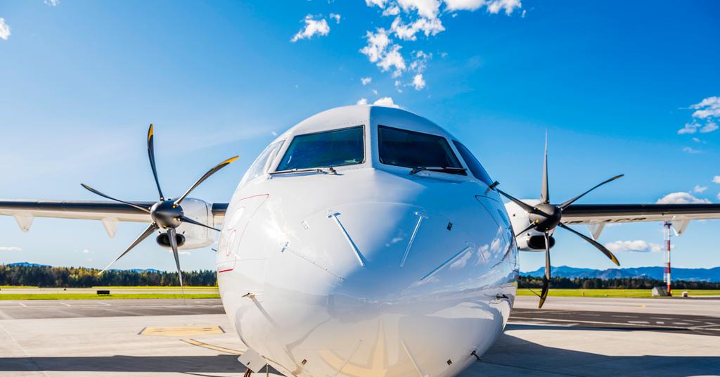 How Does an Electric Plane Work? What You Need to Know About Battery ...