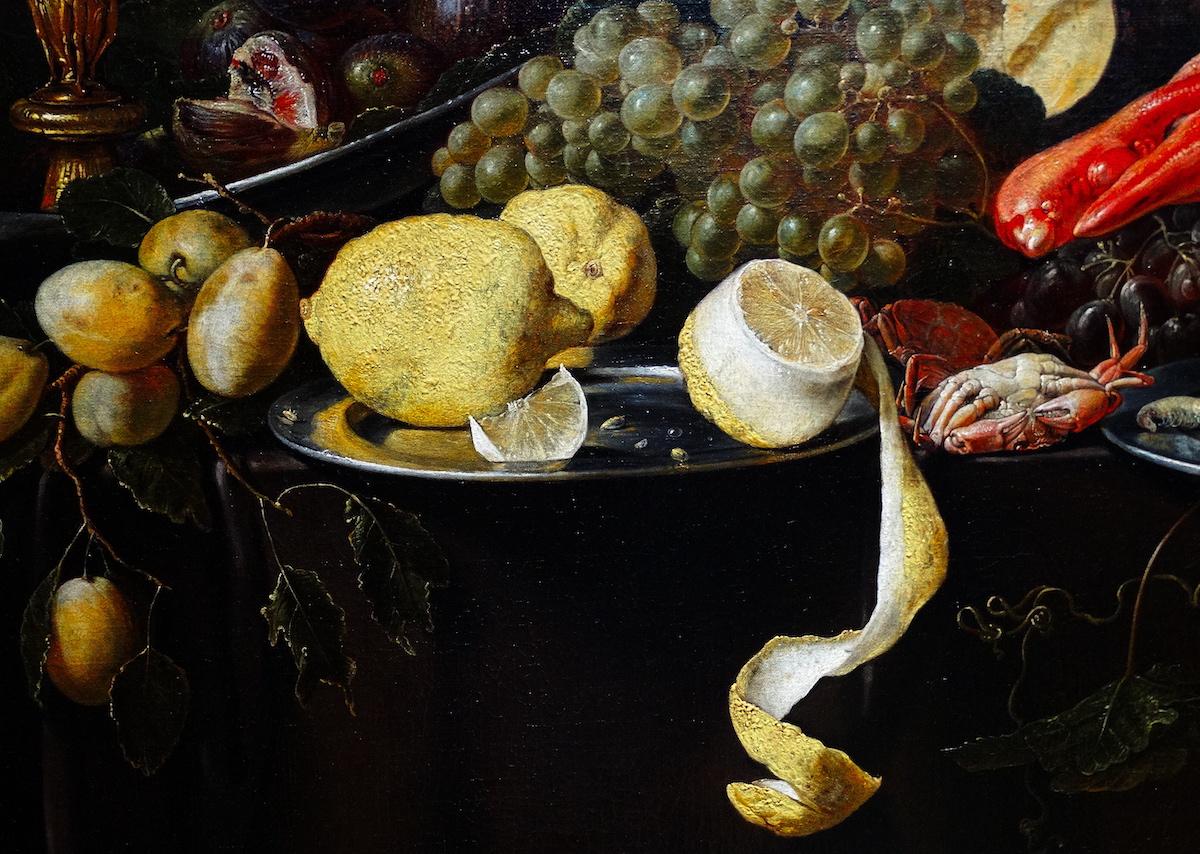 What Fruit Looked Like 100 Years Ago, Before Genetic Modification