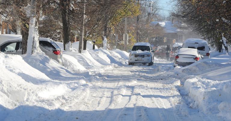 Blizzard Warnings Across the Country Have People Hunkering Down